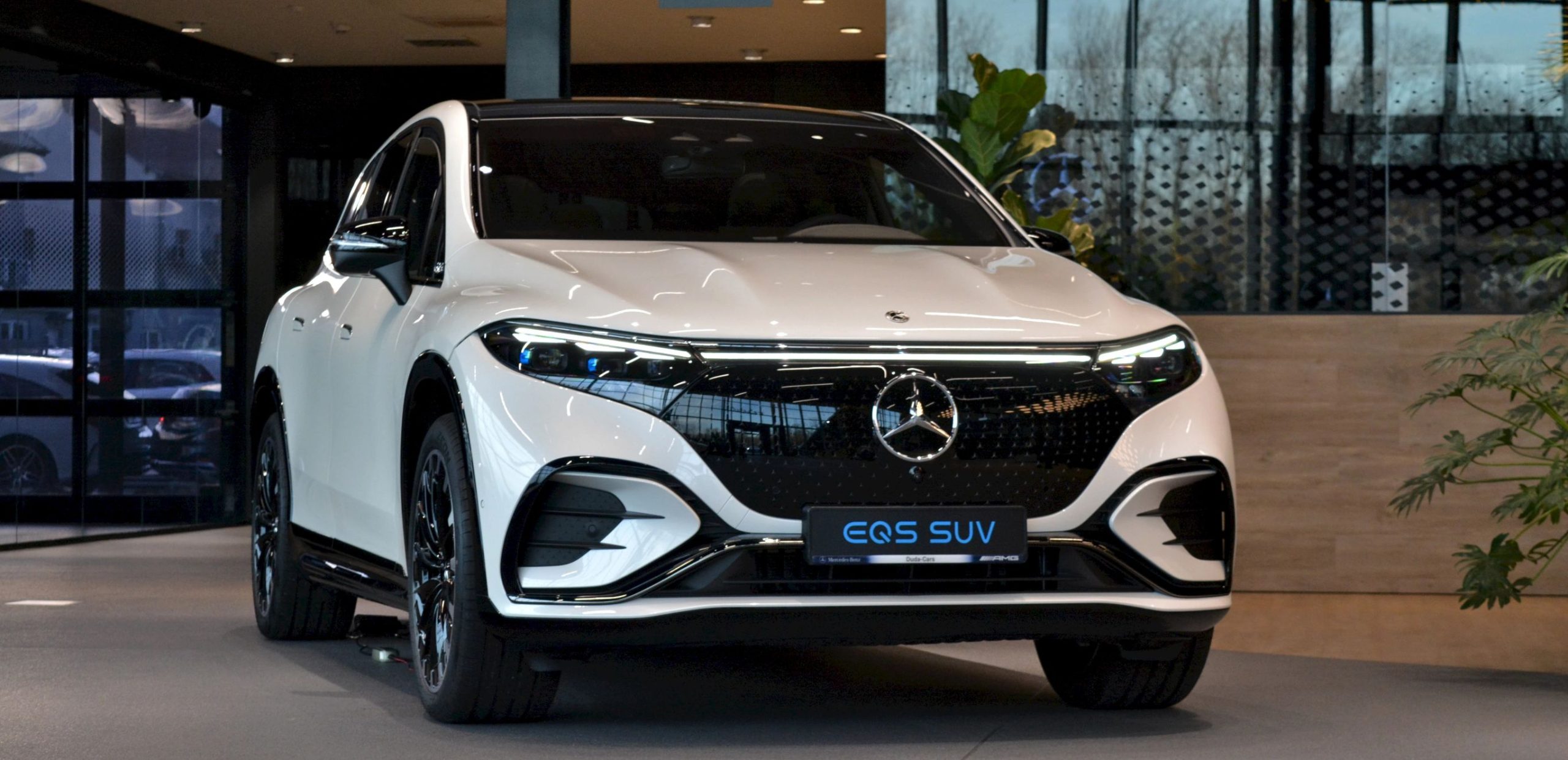 Nowy Mercedes Benz EQS SUV. Elektryczny SUV Mercedes Benz Duda Cars